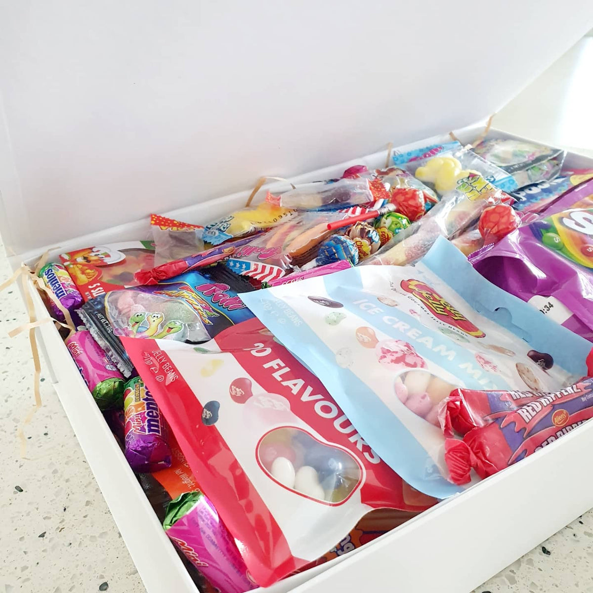Colour Me Sweet – Hampers by the Bay